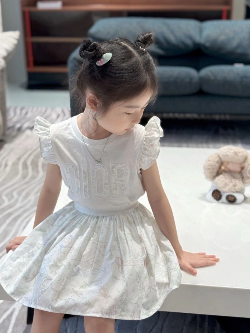 Bargain Christian Dior Kids