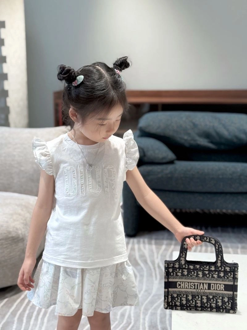 Bargain Christian Dior Kids