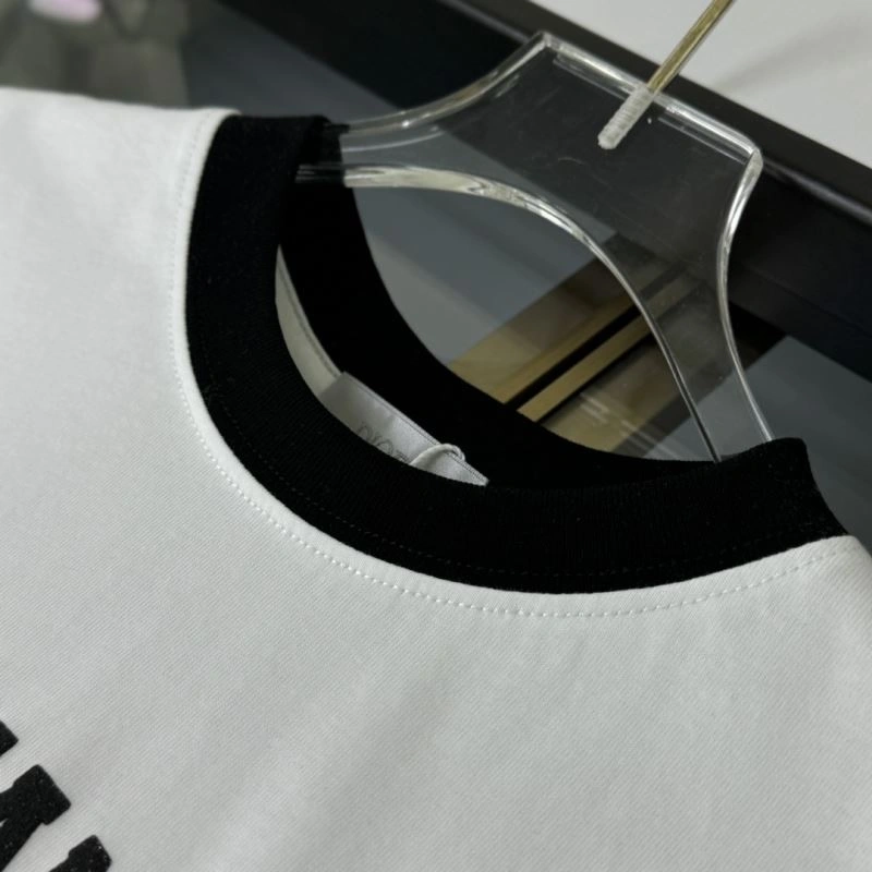 Bargain Christian Dior Kids