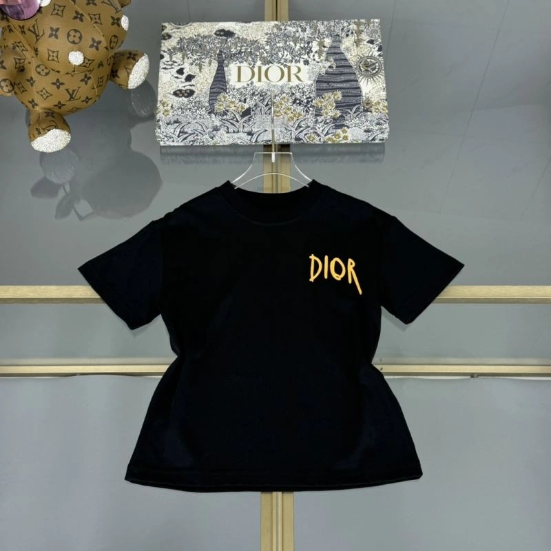 Indistinguishable Christian Dior Kids