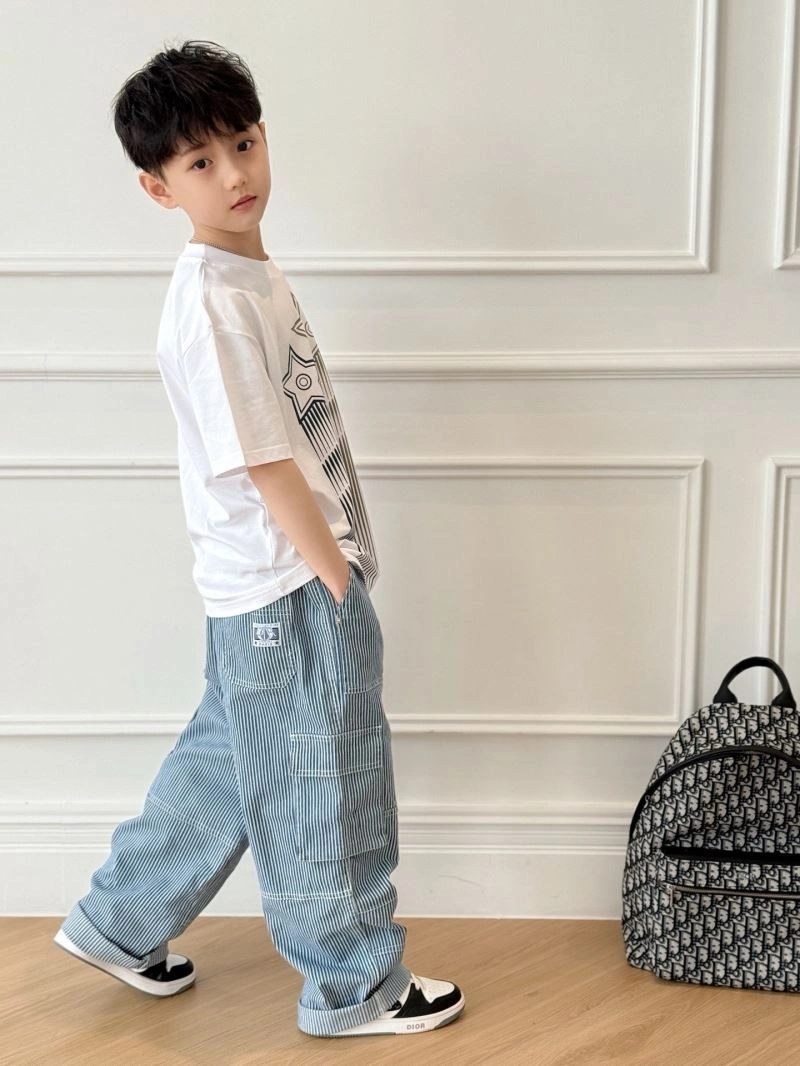 Accurate model Christian Dior Kids