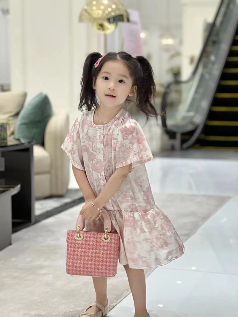 Low-cost Christian Dior Kids