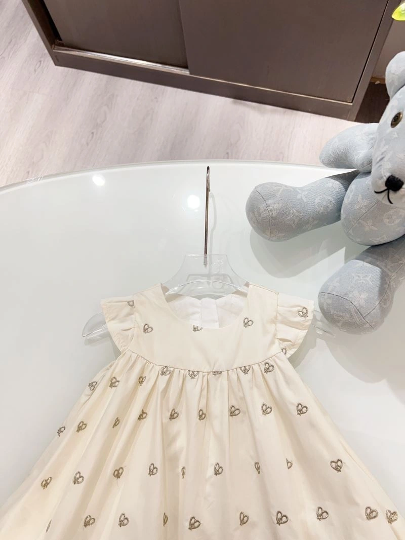 Budget-friendly Christian Dior Kids