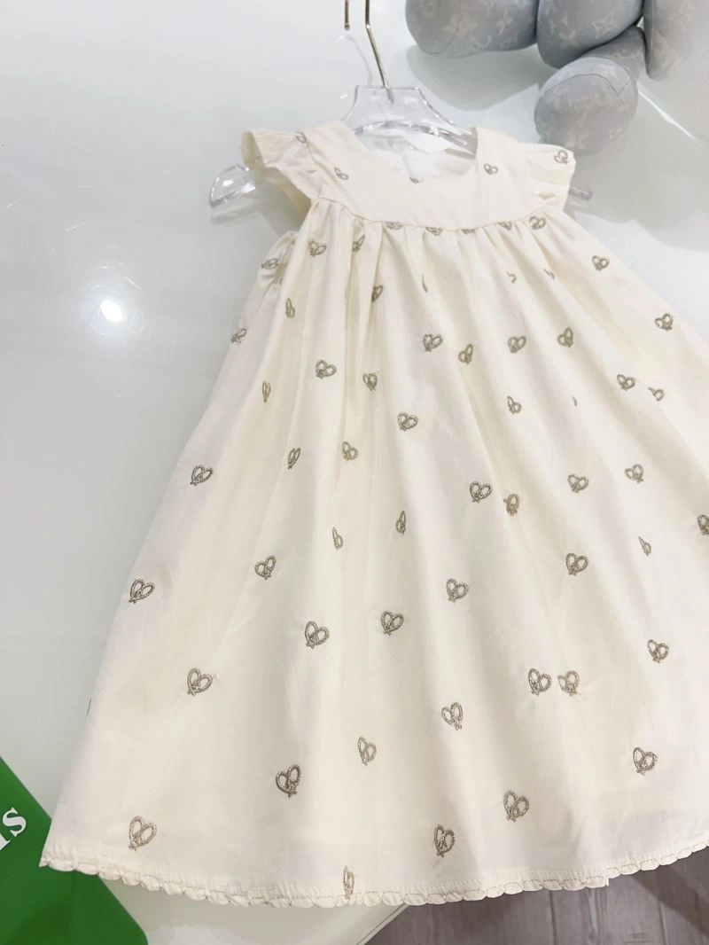 Budget-friendly Christian Dior Kids