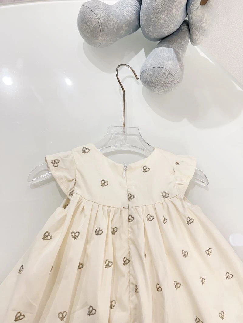 Budget-friendly Christian Dior Kids