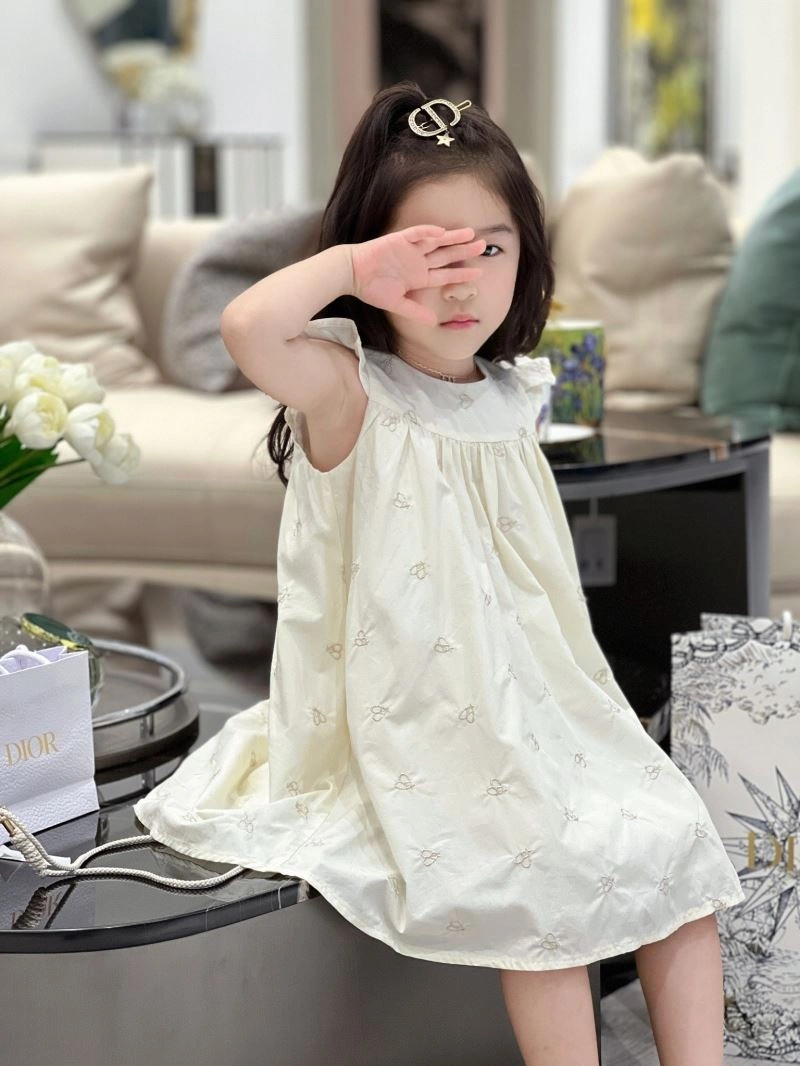 Budget-friendly Christian Dior Kids