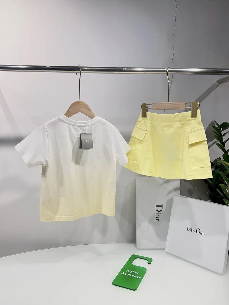 Accurate model Christian Dior Kids