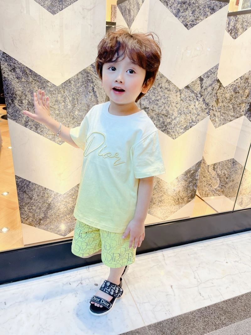 Accurate model Christian Dior Kids