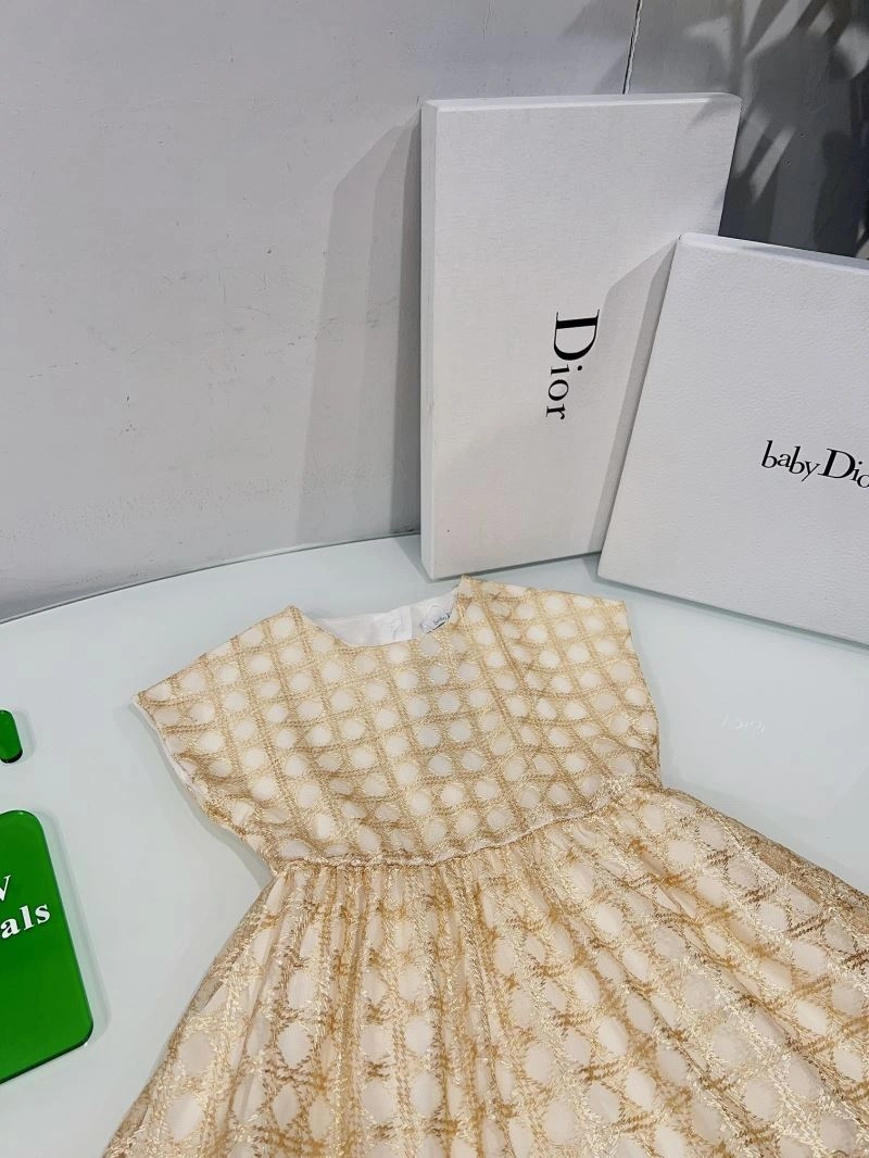 Indistinguishable Christian Dior Kids