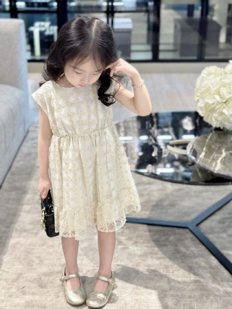 Indistinguishable Christian Dior Kids