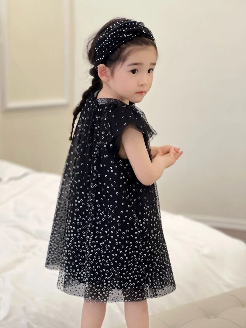 Accurate model Christian Dior Kids