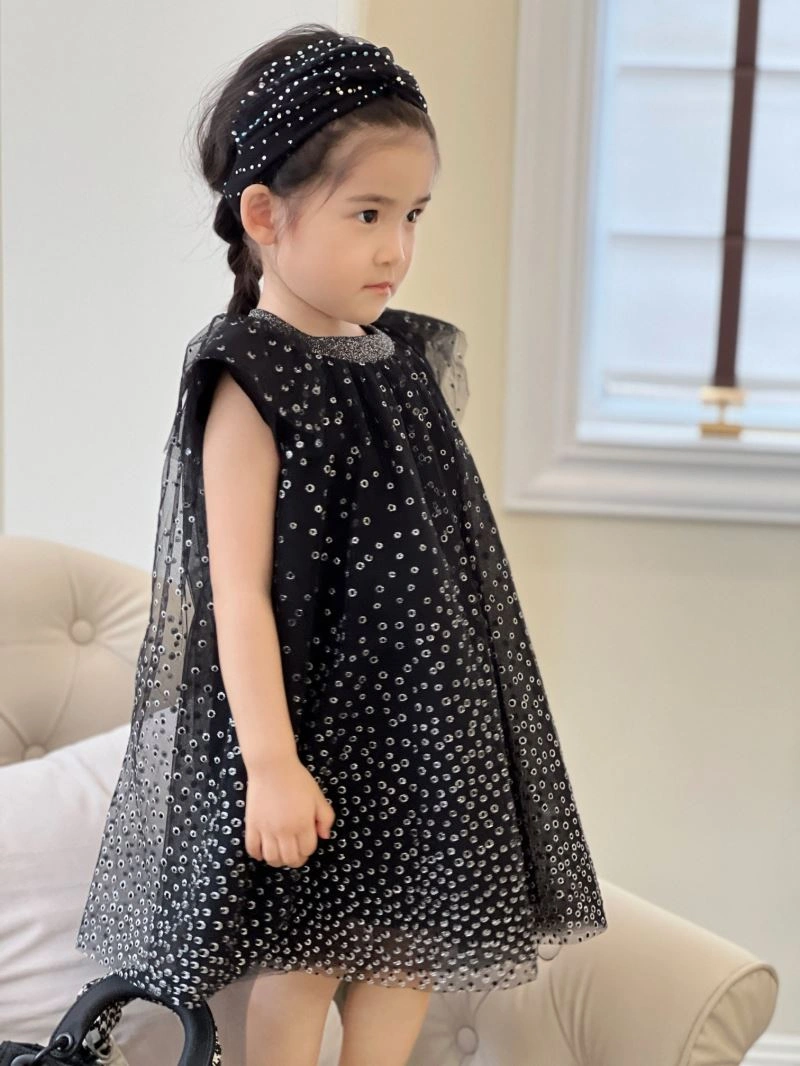 Accurate model Christian Dior Kids