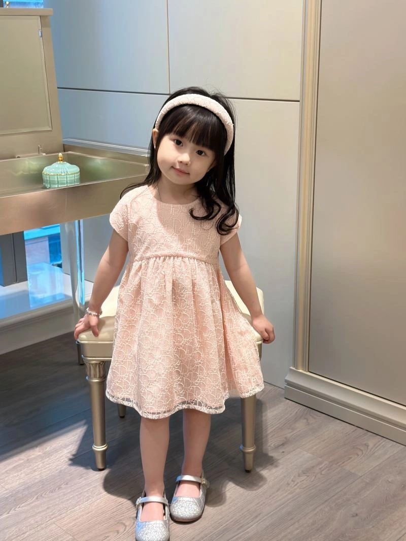 Value-priced Christian Dior Kids