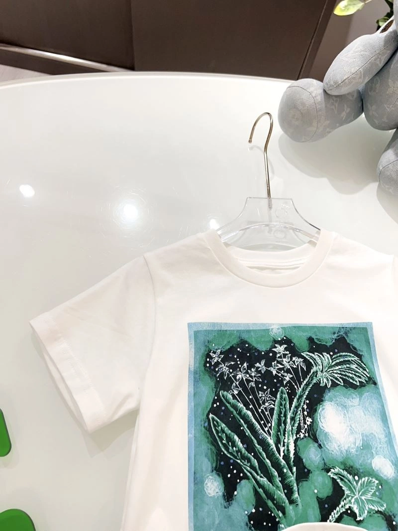 Value-priced Christian Dior Kids