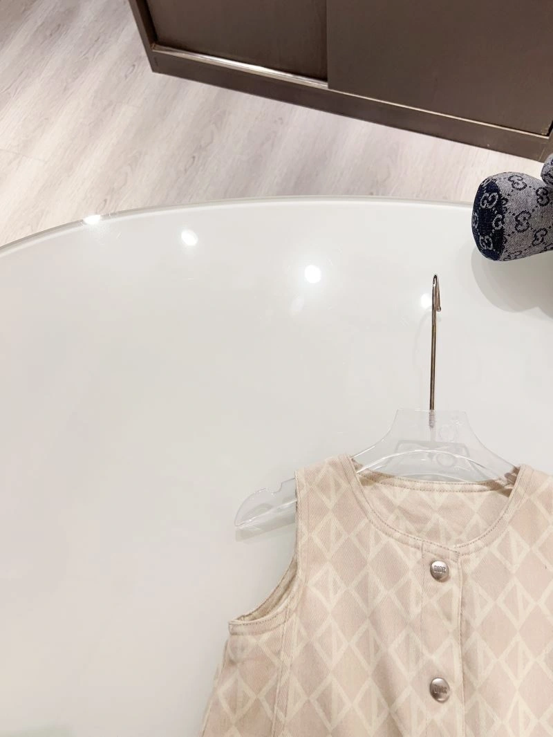 Low-cost Christian Dior Kids
