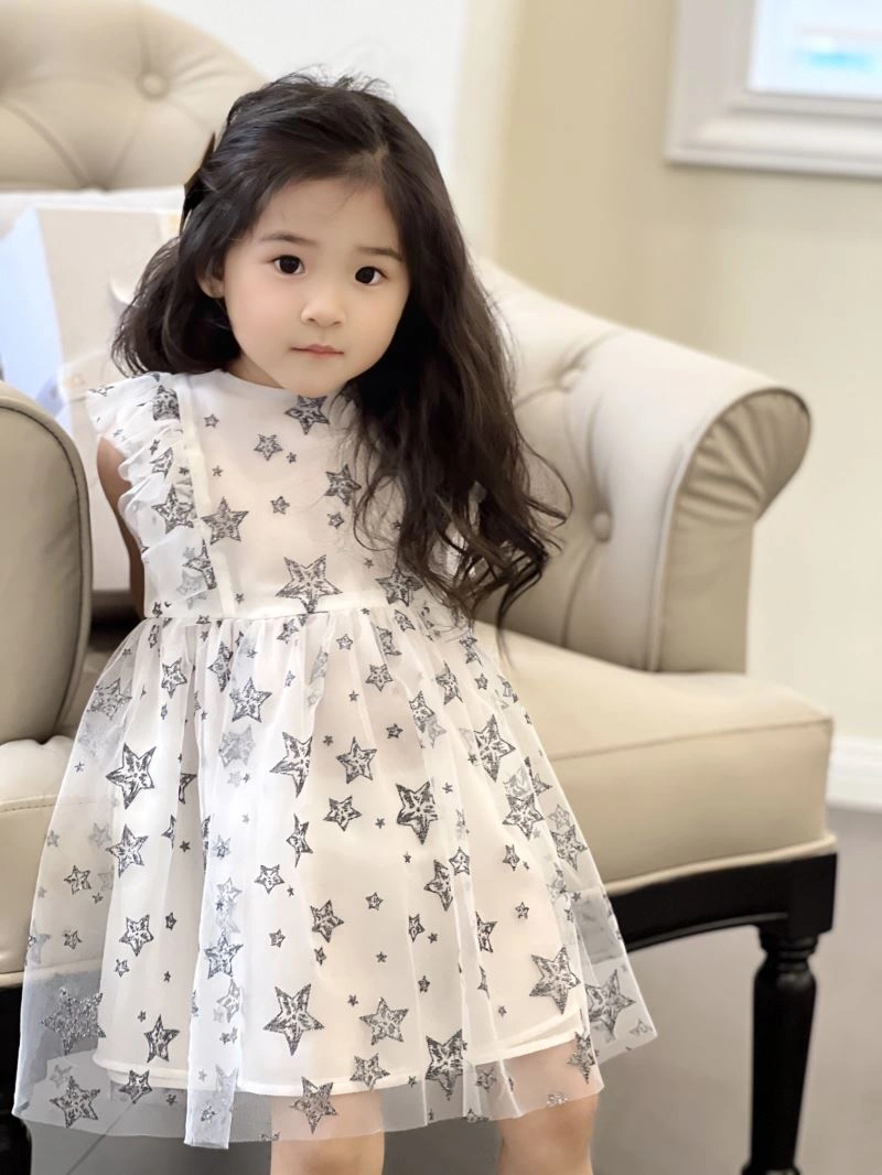 Budget-friendly Christian Dior Kids