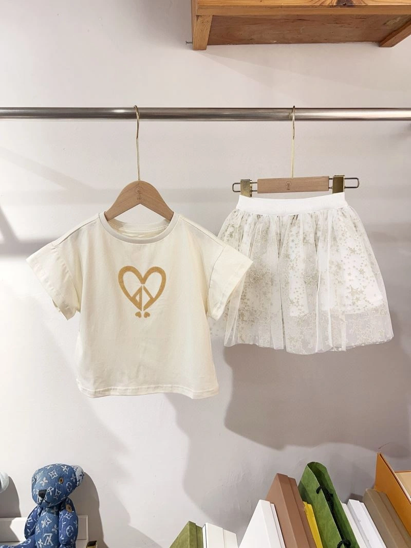 Indistinguishable Christian Dior Kids