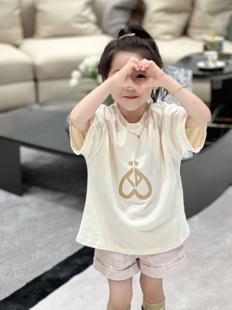 Indistinguishable Christian Dior Kids