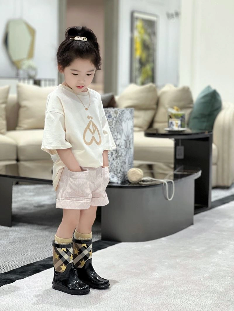 Indistinguishable Christian Dior Kids