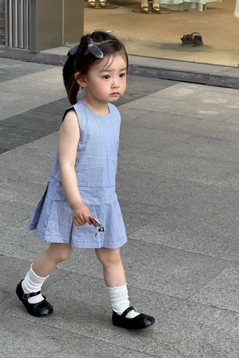 Bargain Christian Dior Kids