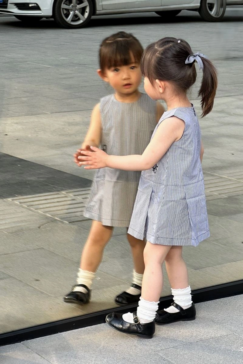 Bargain Christian Dior Kids