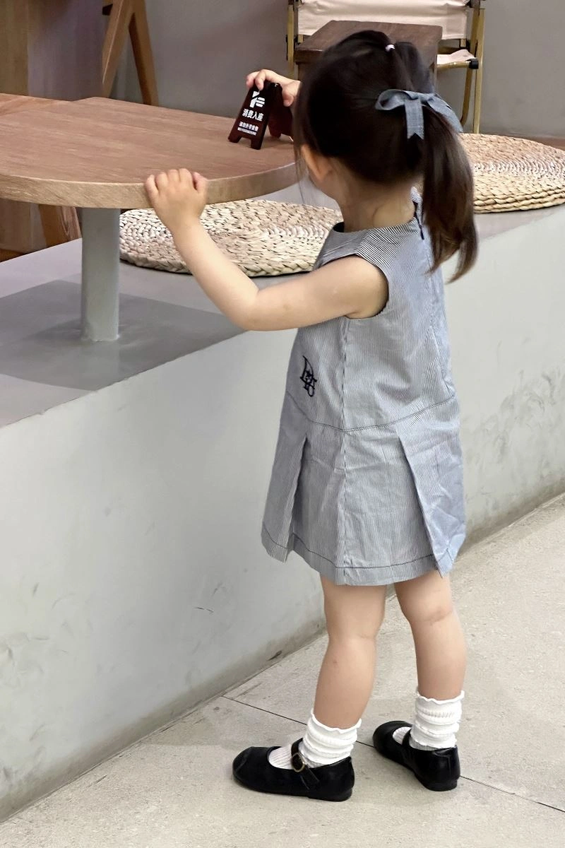 Bargain Christian Dior Kids