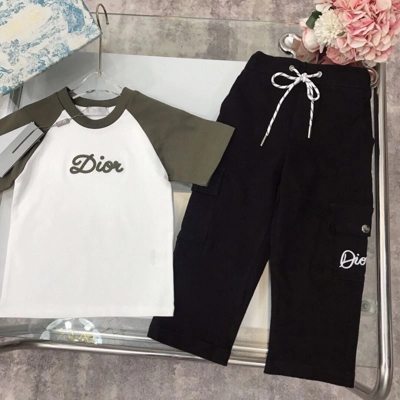 Bargain Christian Dior Kids