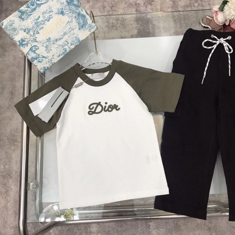 Bargain Christian Dior Kids