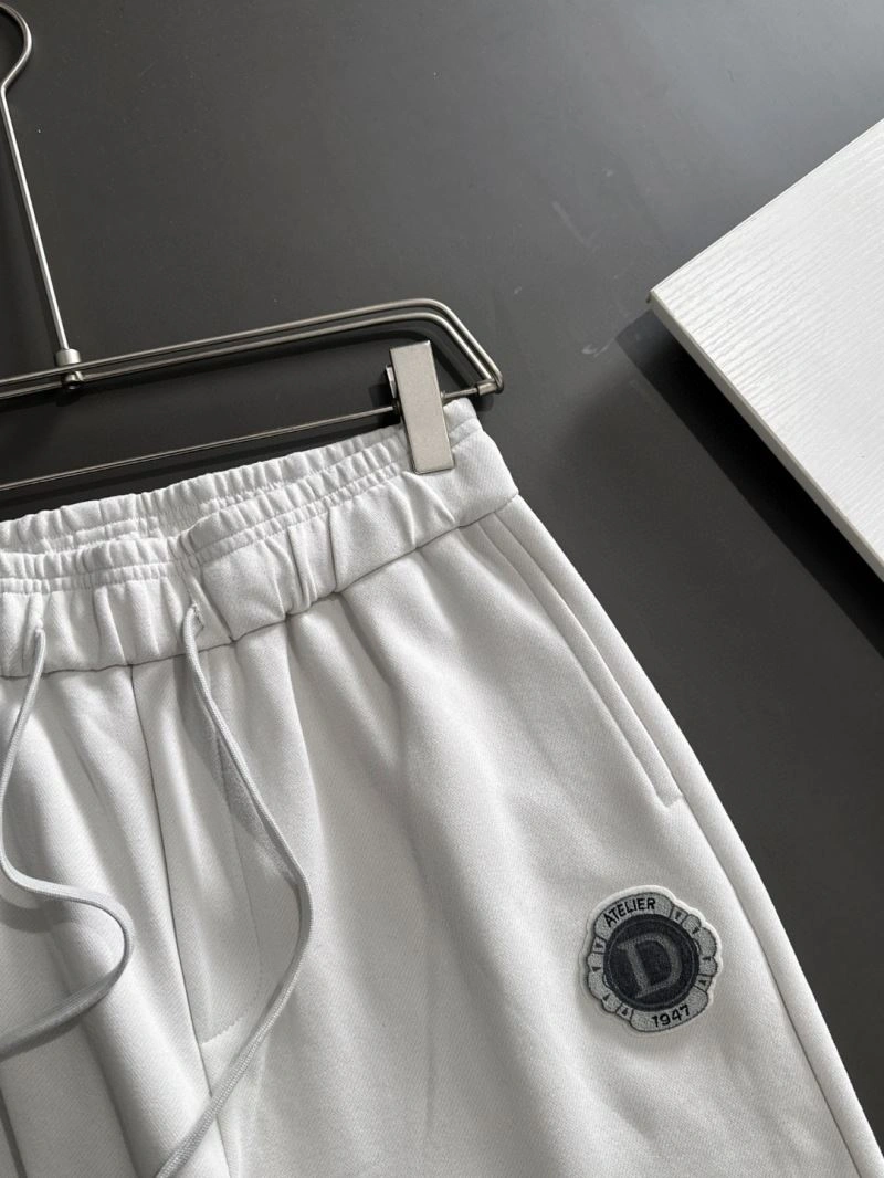 Accurate model Christian Dior Long Pants