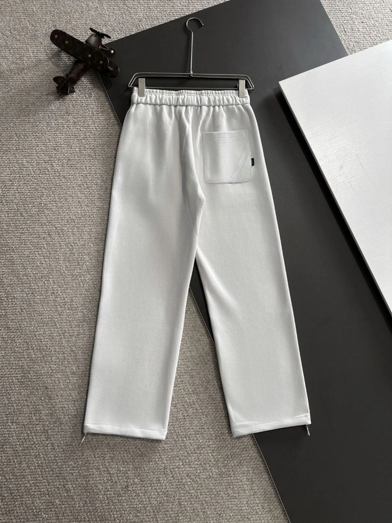 Accurate model Christian Dior Long Pants