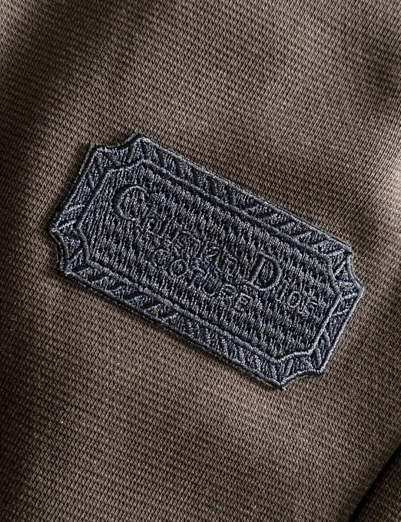 Accurate model Christian Dior Long Pants