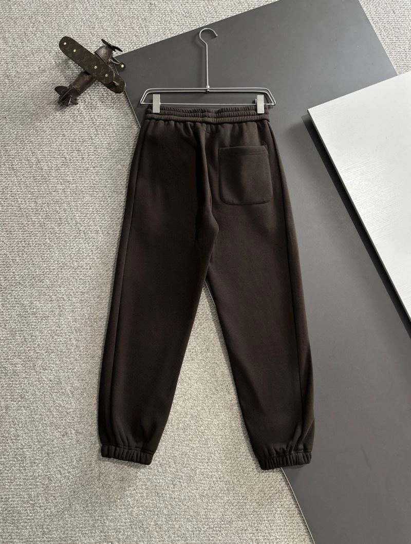 Accurate model Christian Dior Long Pants