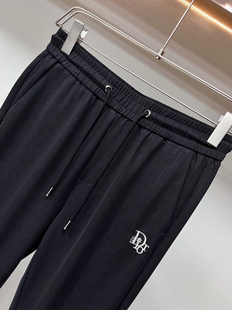 Indistinguishable Christian Dior Long Pants