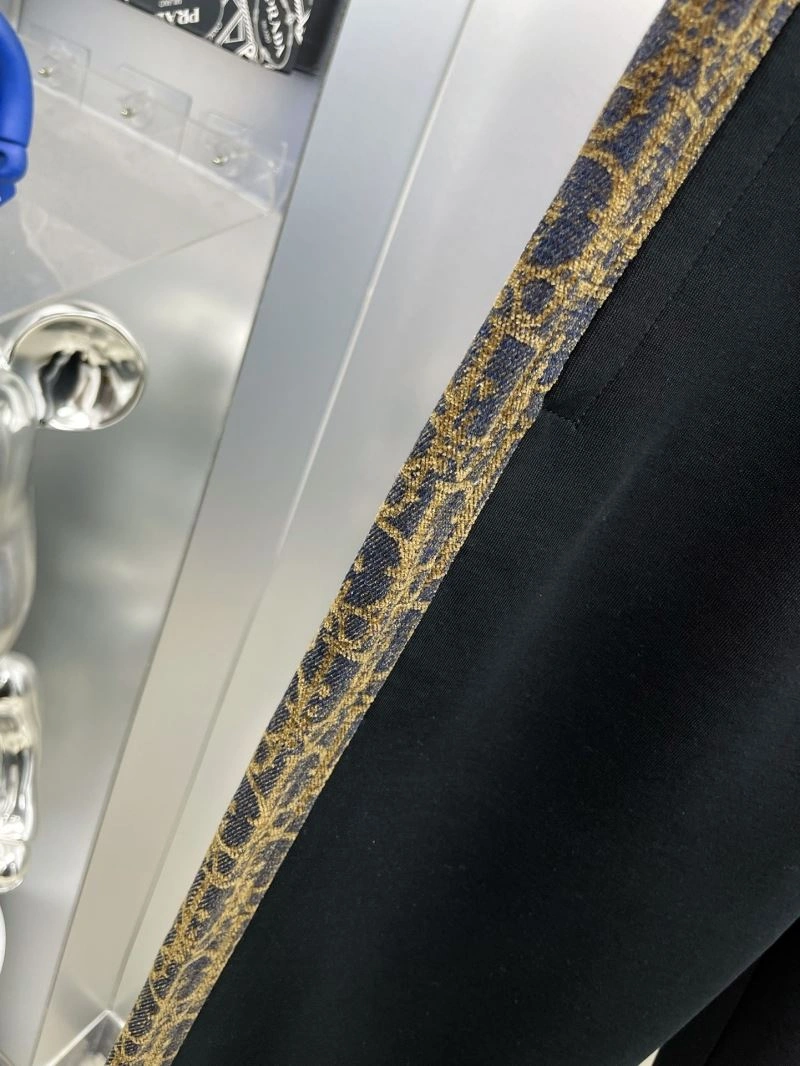 Value-priced Christian Dior Long Pants