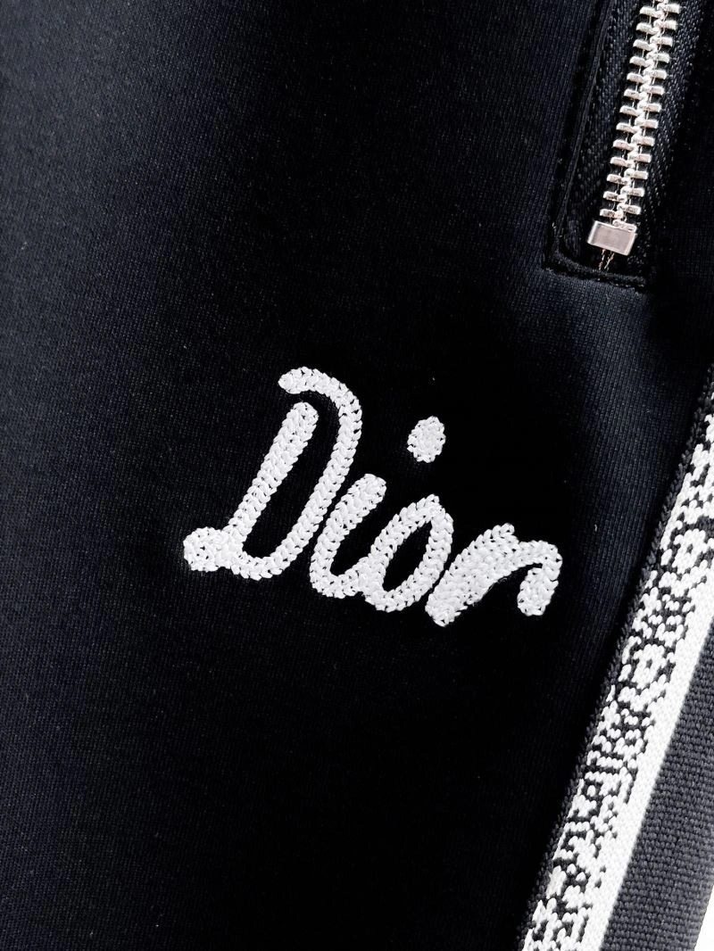 Indistinguishable Christian Dior Long Pants