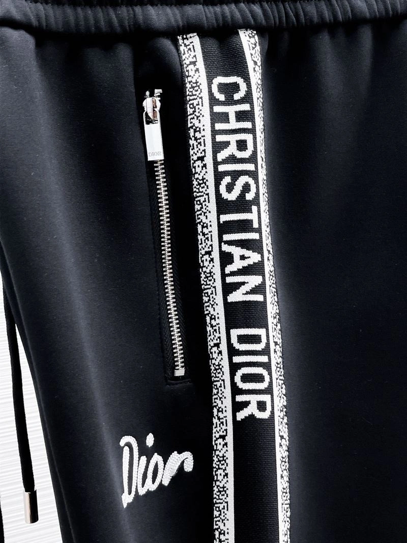 Indistinguishable Christian Dior Long Pants