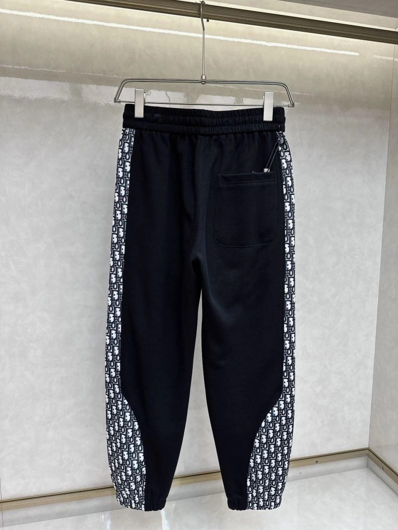 Value-priced Christian Dior Long Pants