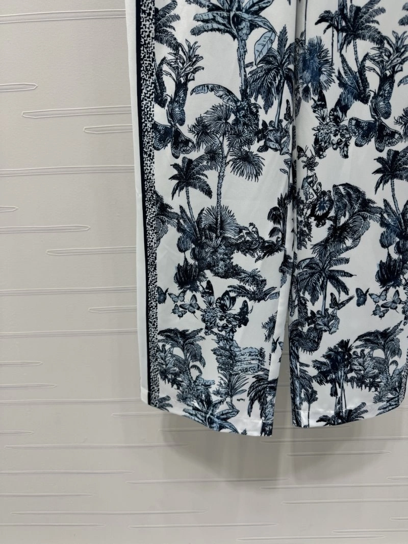 Bargain Christian Dior Long Pants