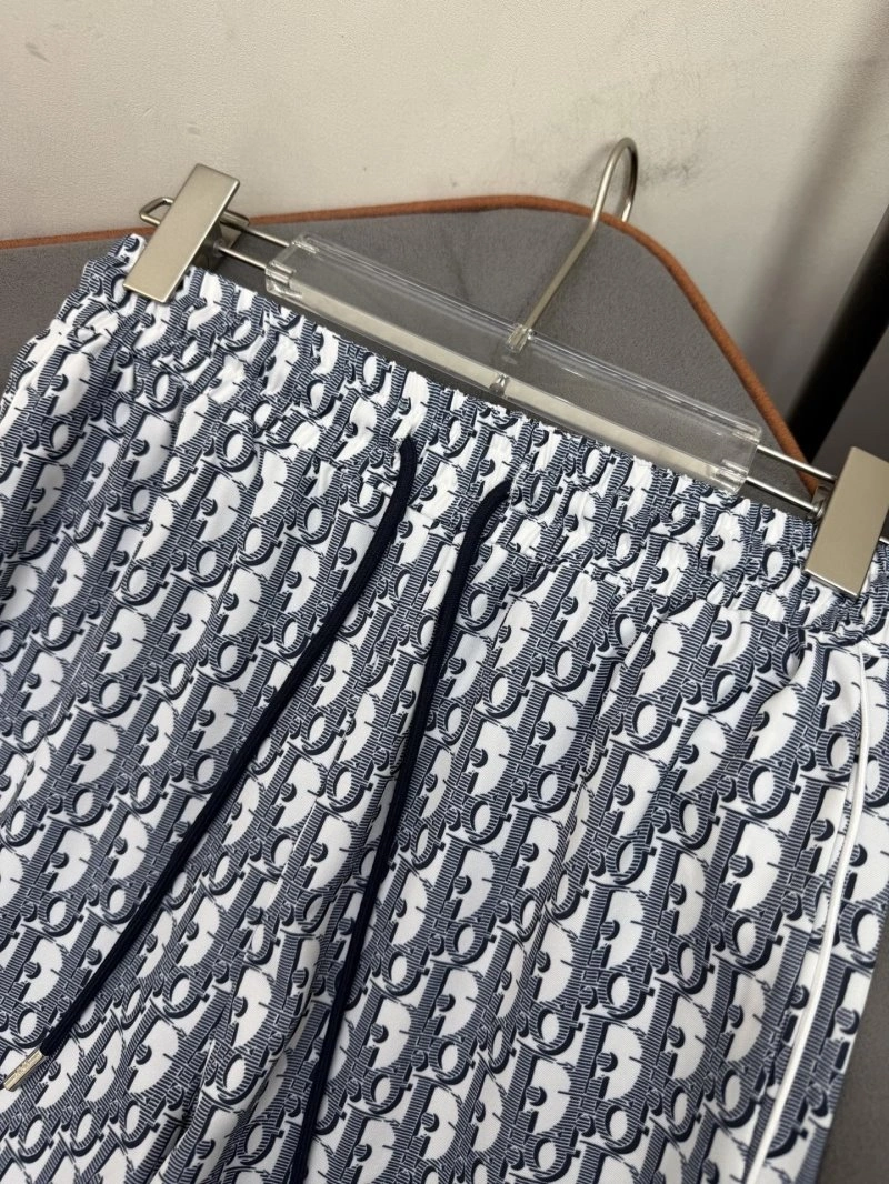 Budget-friendly Christian Dior Long Pants