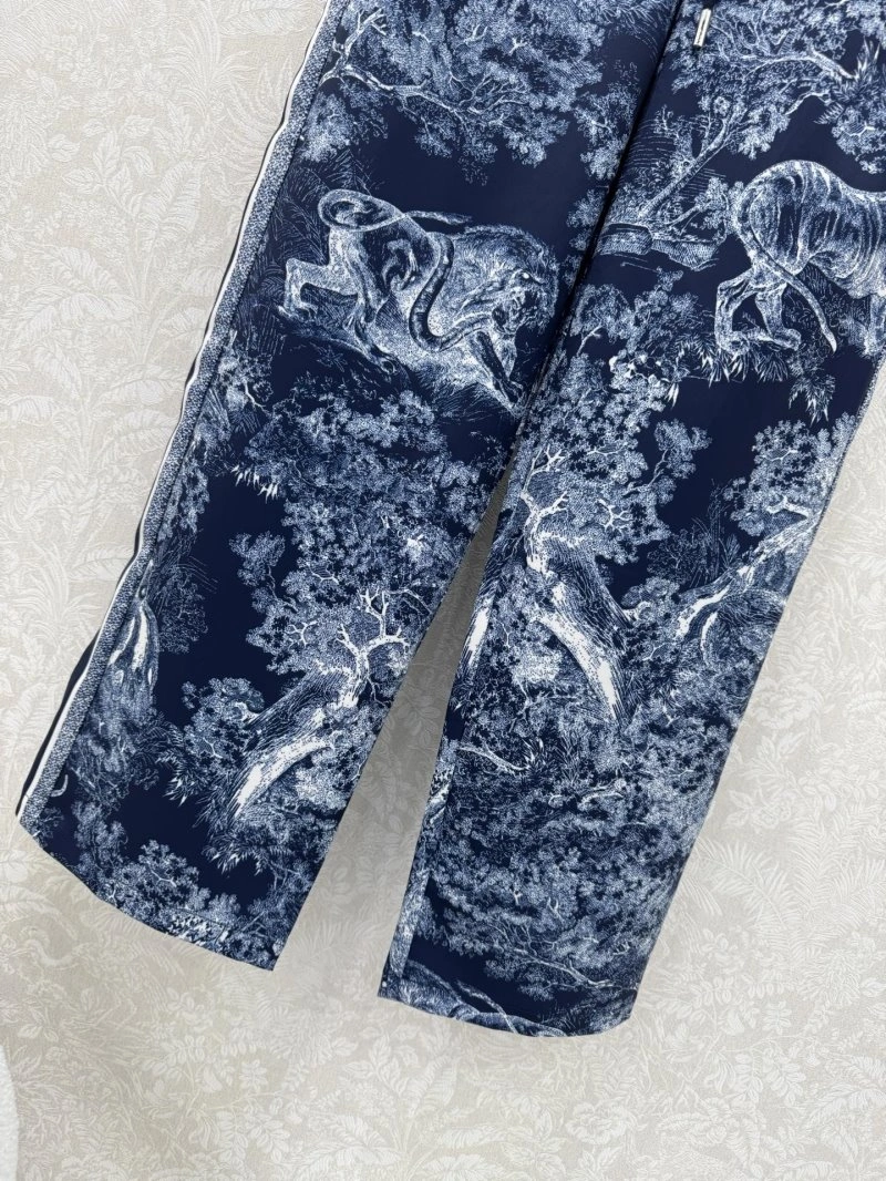 Legit Christian Dior Long Pants