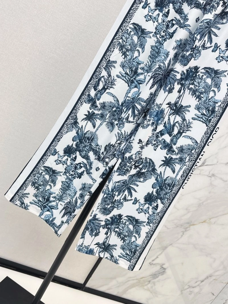 Legit Christian Dior Long Pants