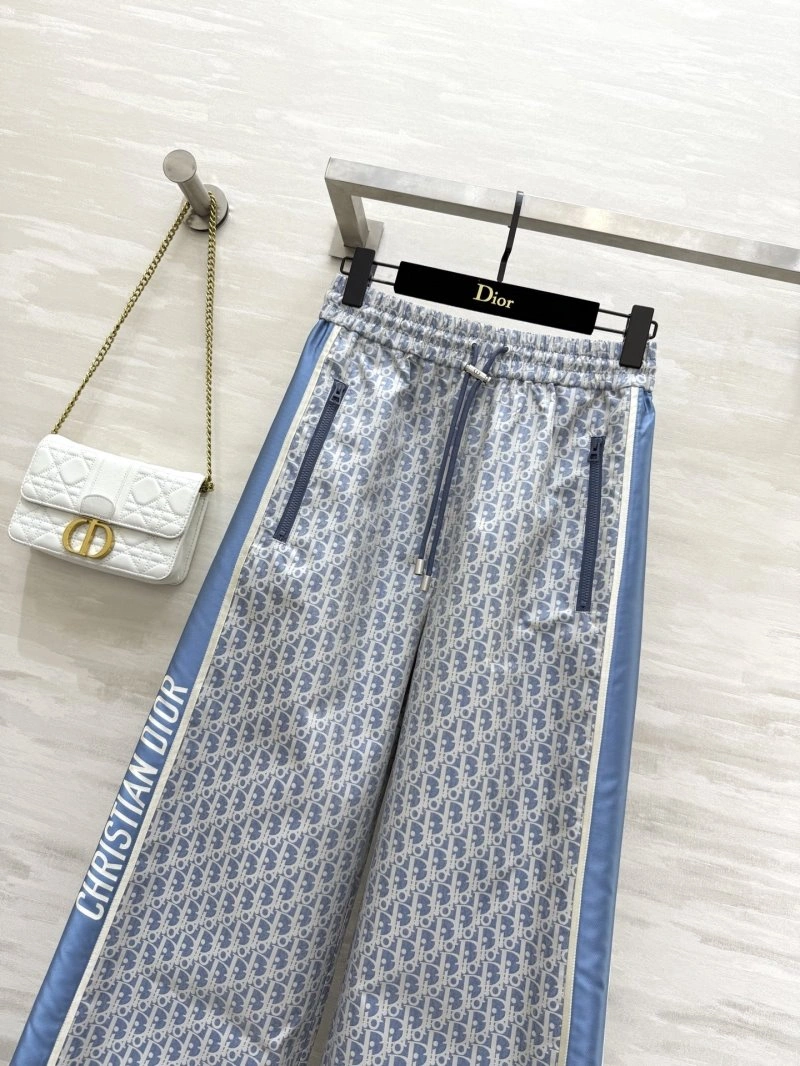 Budget-friendly Christian Dior Long Pants