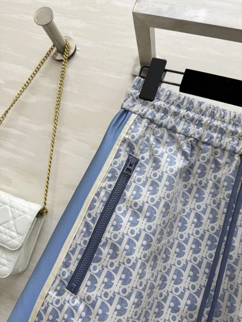 Budget-friendly Christian Dior Long Pants