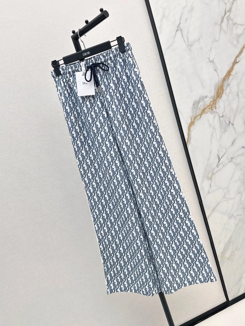 Budget-friendly Christian Dior Long Pants