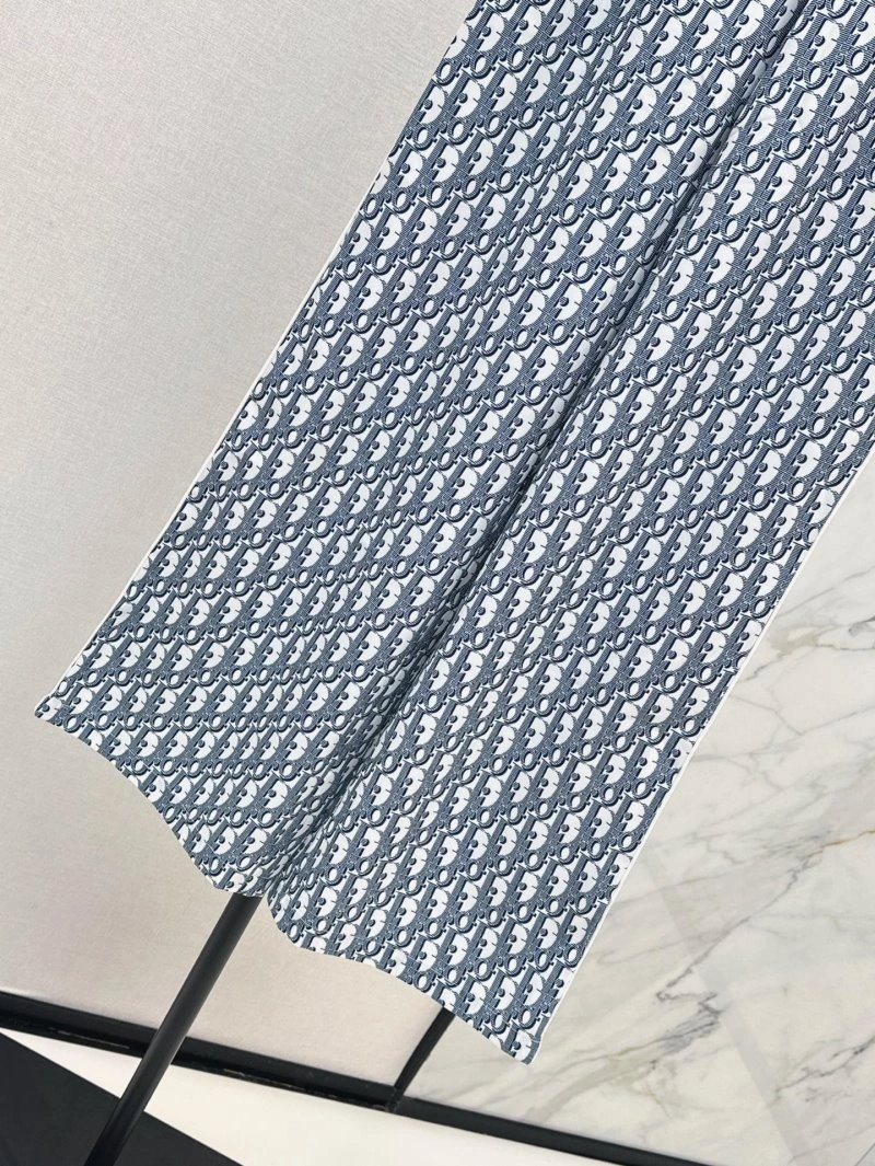 Budget-friendly Christian Dior Long Pants