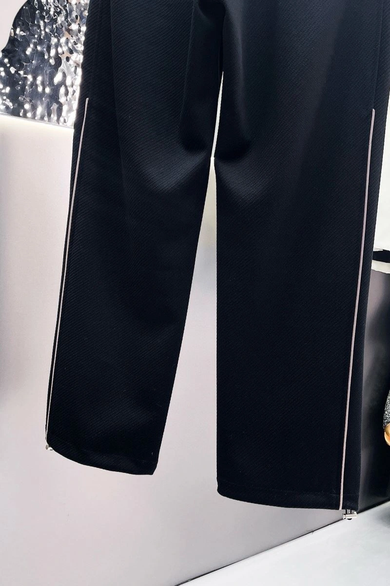 Indistinguishable Christian Dior Long Pants