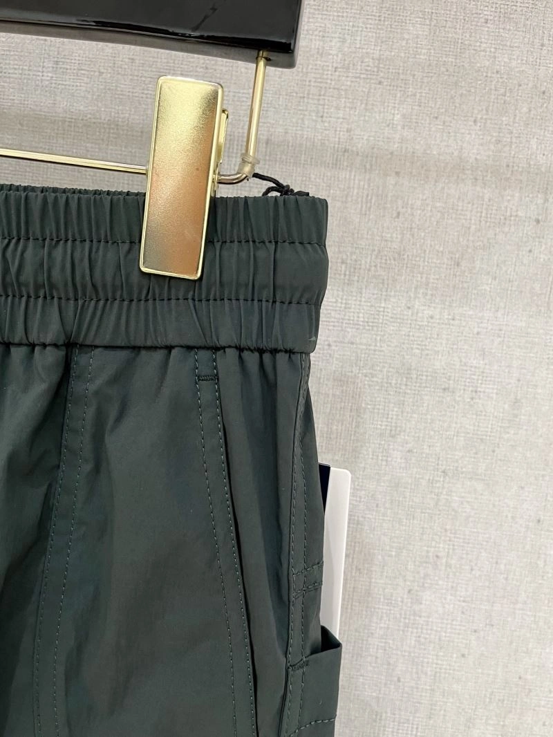 Accurate model Christian Dior Long Pants