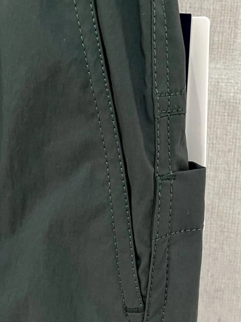 Accurate model Christian Dior Long Pants