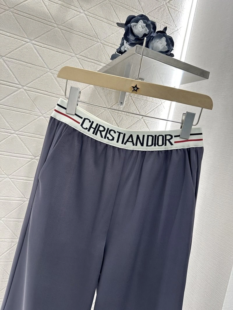 Bargain Christian Dior Long Pants