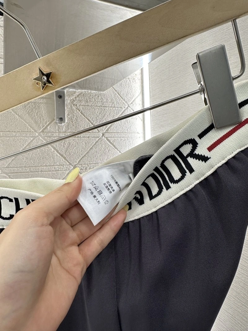 Bargain Christian Dior Long Pants